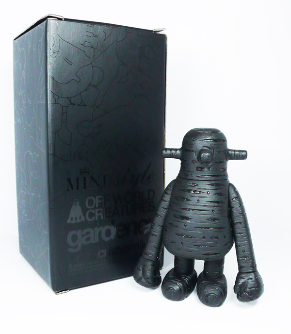 Mindstyle x Michael Lau Off World Creatures Gardener M006x