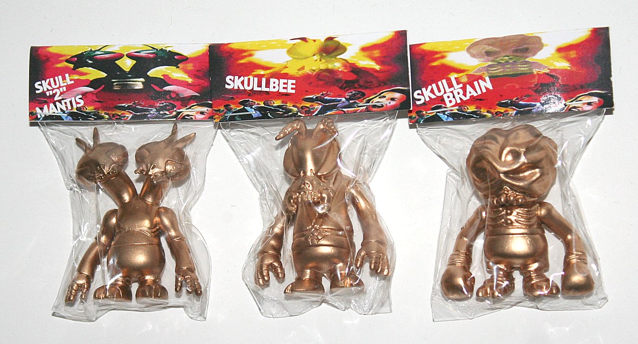 Secret Base Skull Mantis Skull Brain & Skullbee Gold Battle Set