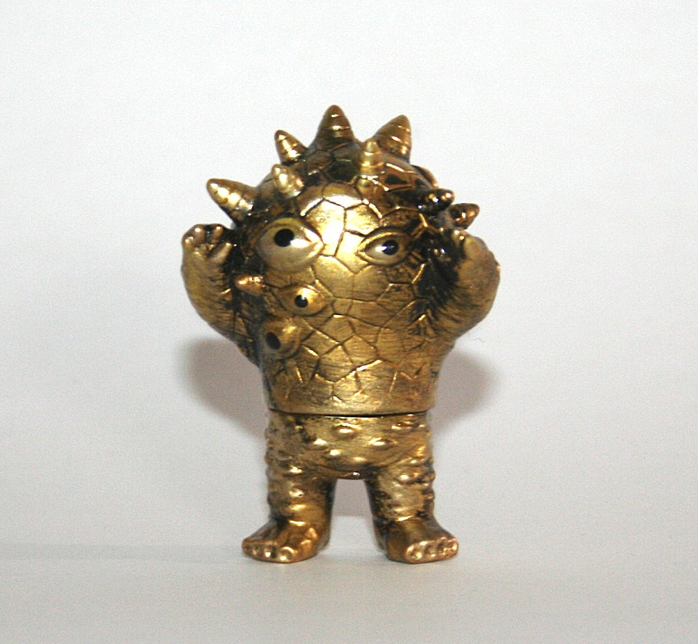 Max Toy Co Golden Micro Kaiju Eyezon