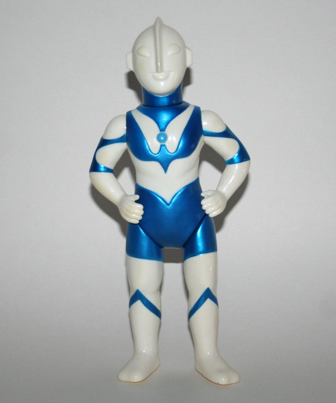Marusan Fujiyama Metallic Blue Ultraman