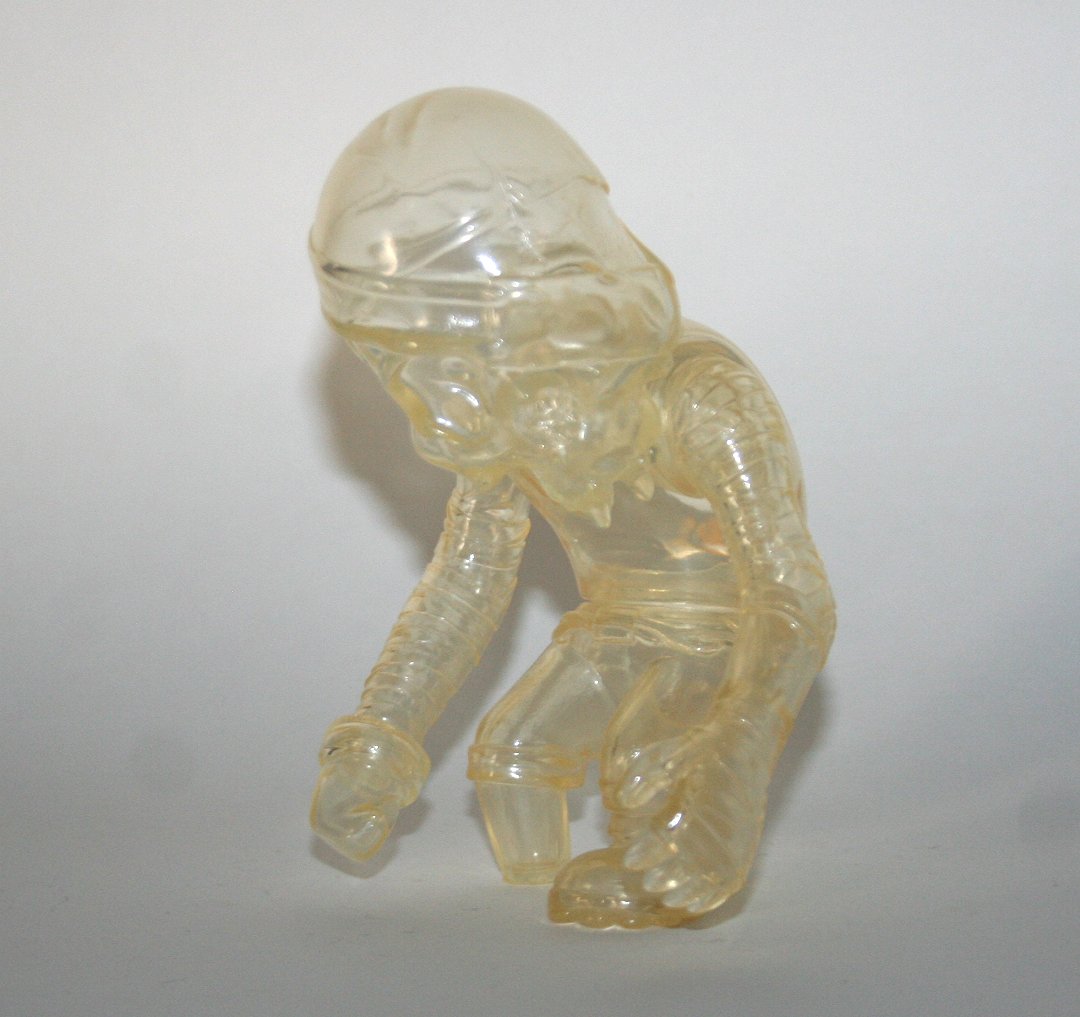 Secret Base x Pushead Clear Skullpirate Secret Base x Pushead Clear Skullpirate