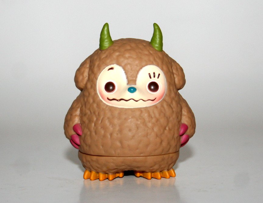 Medicom x Hinatinque VAG Series 20 Tan Pooka