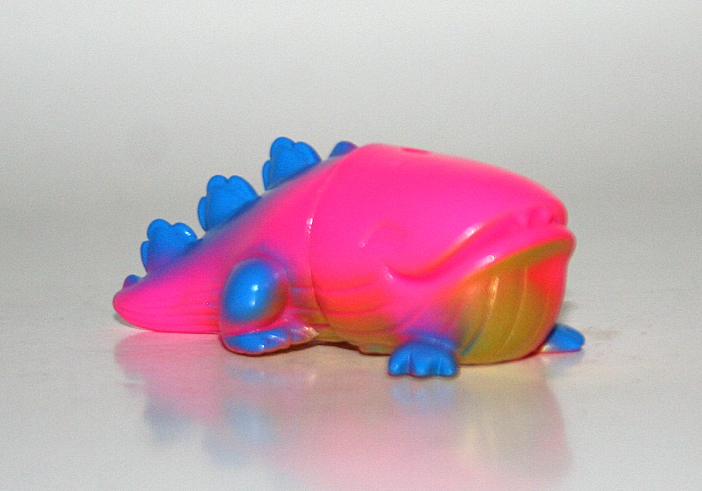 Gravy Toys Blue on Pink Killer