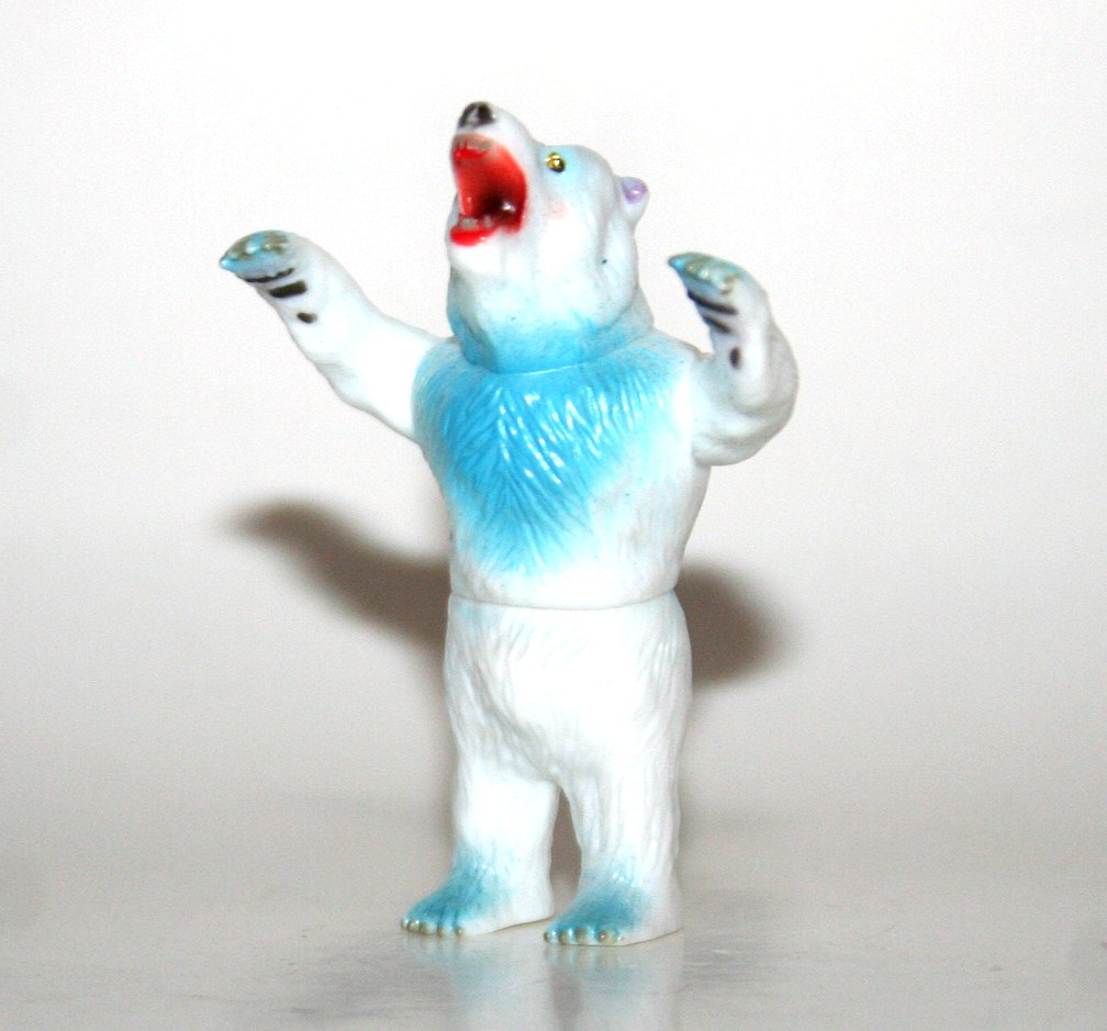 Medicom x Rampage VAG Series 14 White Kesagake
