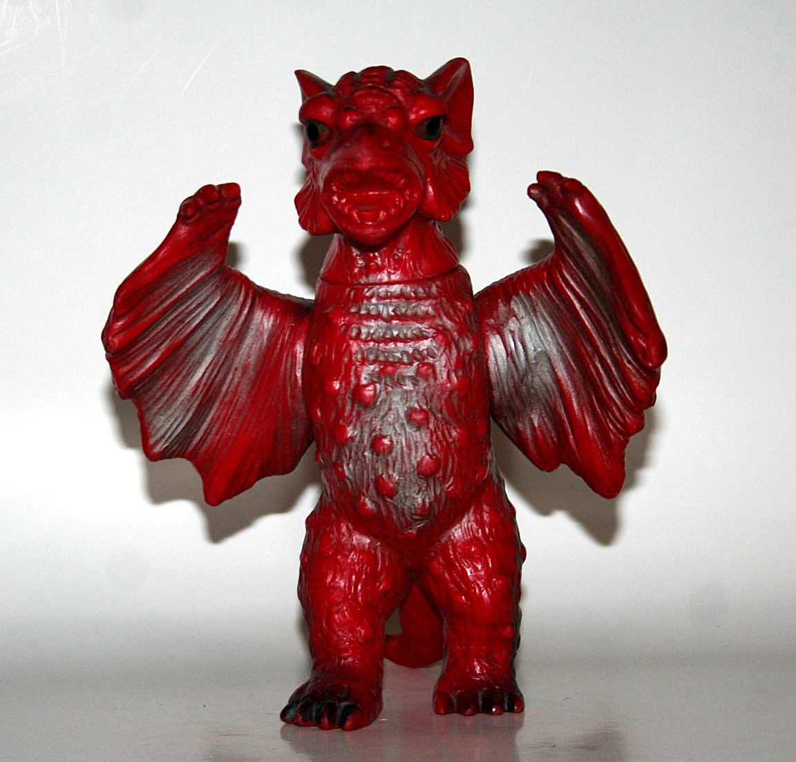 Pachi Red Standing Pegyaos