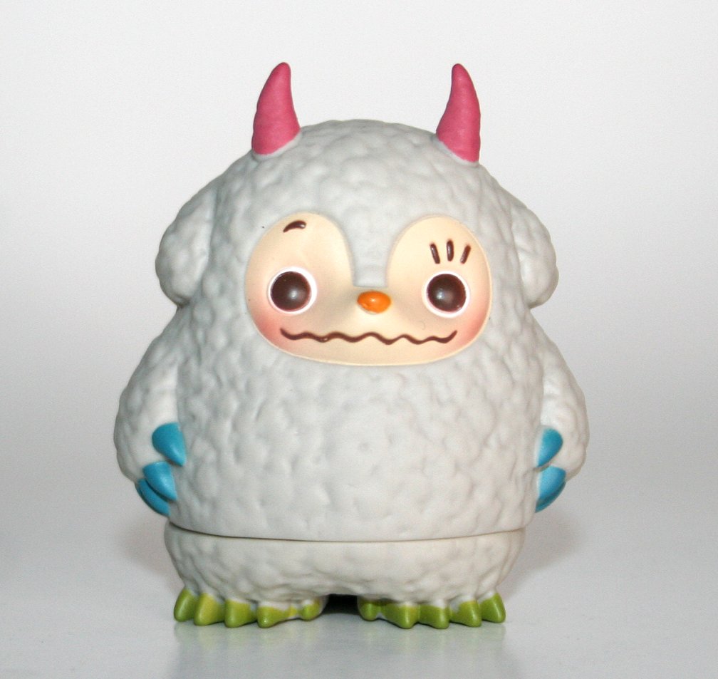 Kaori Hinata Hinatique VAG Series 20 Grey Pooka