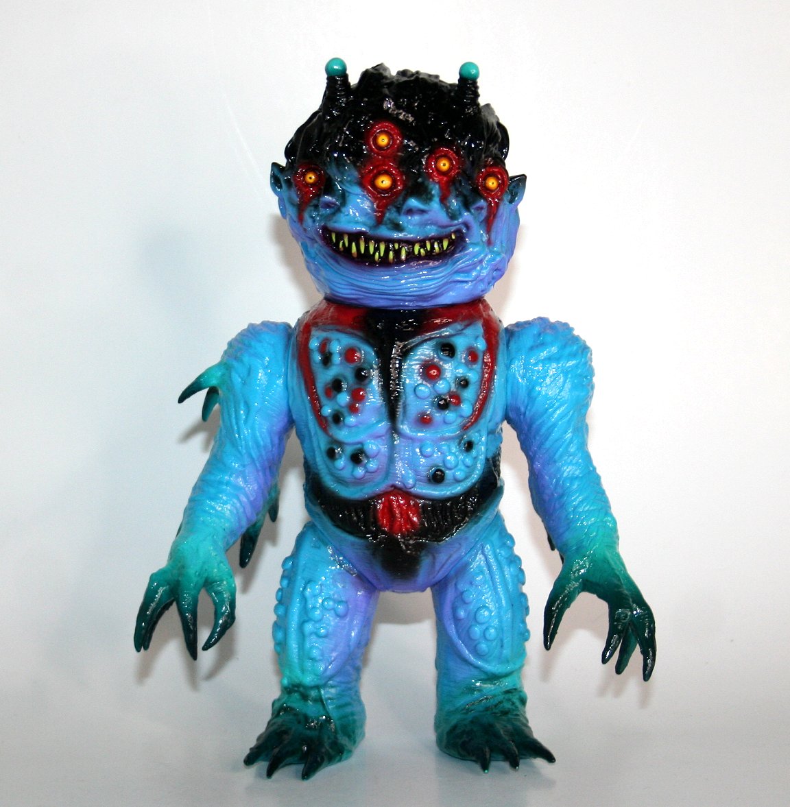 MVH x Bug Alien Hunter Devilman