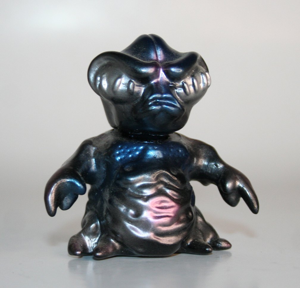 Blobpus Silver on Black DX Larva