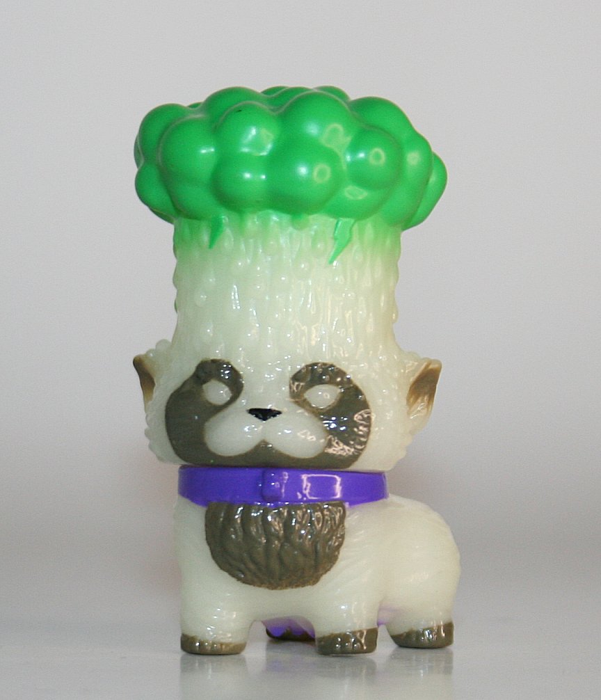 Medicom x Moukoyama VAG Series 31 Green Sucking Cat