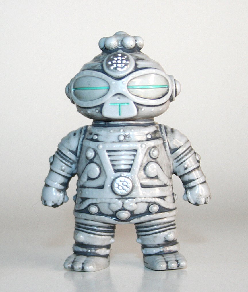 Medicom x Toky VAG 40 Grey Tomodachi Zero Machine