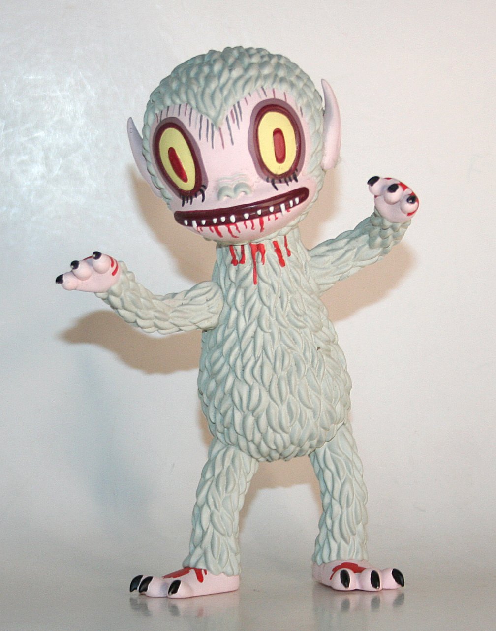 Gary Baseman x 3D Retro Bloody White Ahwroo